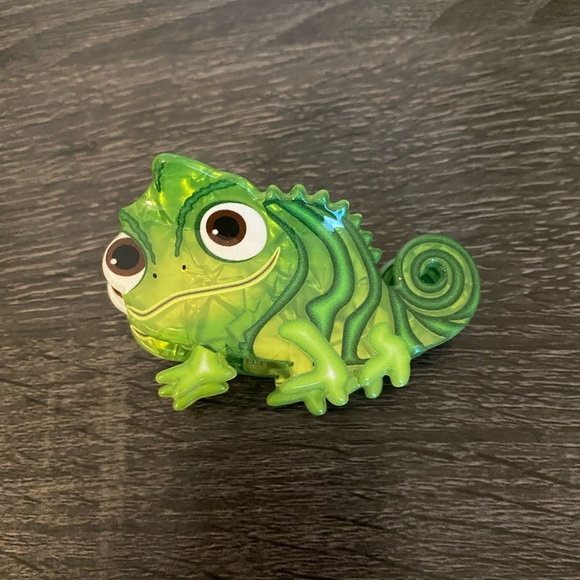 Disney | Accessories | Disneys Tangled Pascal Claw Clip | Poshmark